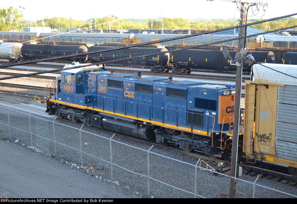 CSX 1600